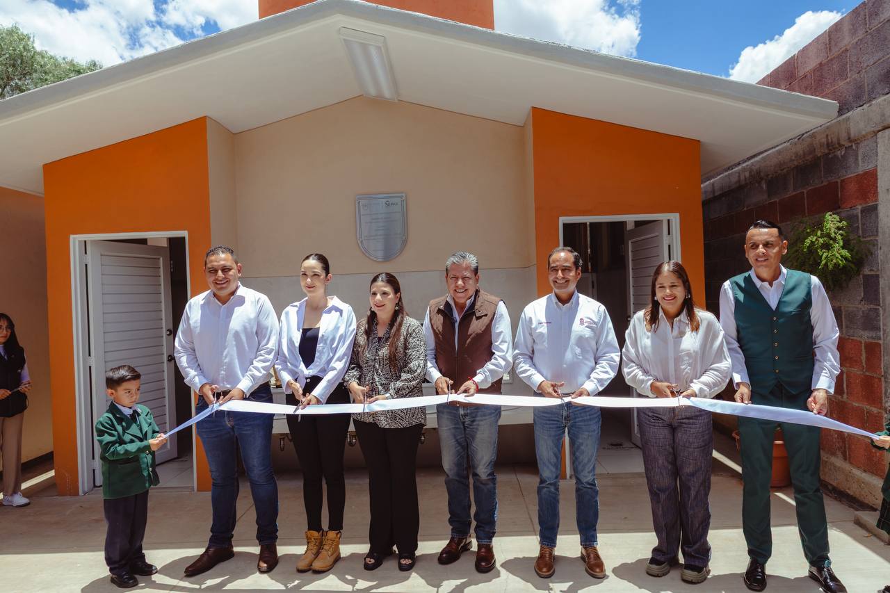 David Monreal inaugura las obras de ampliación en el Jardín de Niños ...