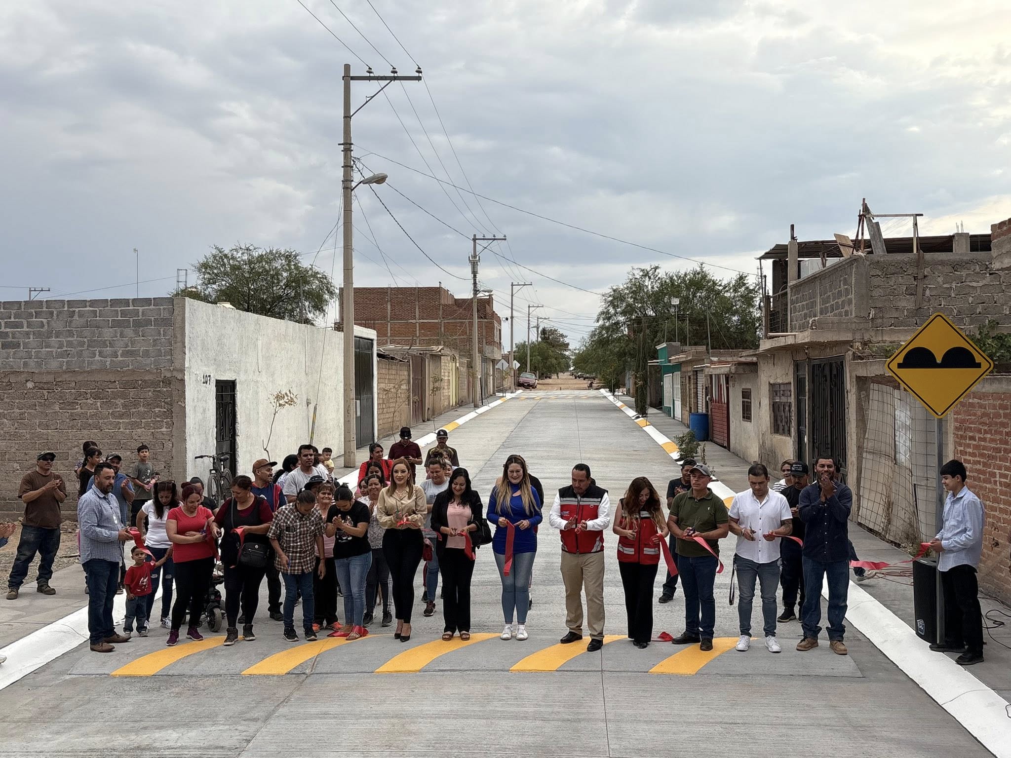 Inauguran pavimentación en la colonia Las Lomas, Calera | Sociedad y ...